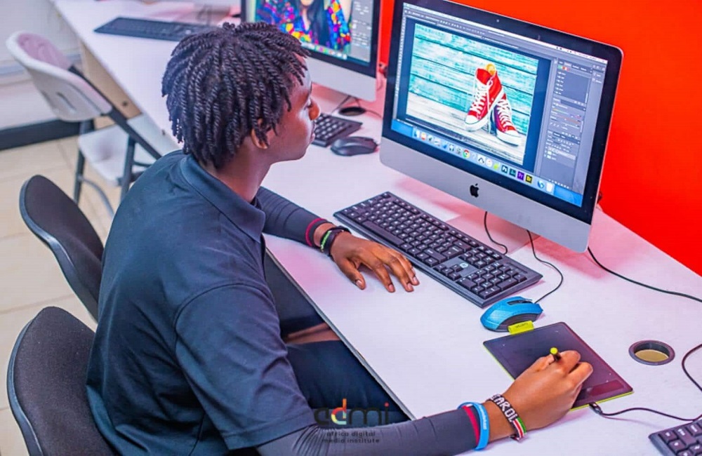 7 Ways to Improve Your Graphics Design Skills - Finstock Evarsity Resources