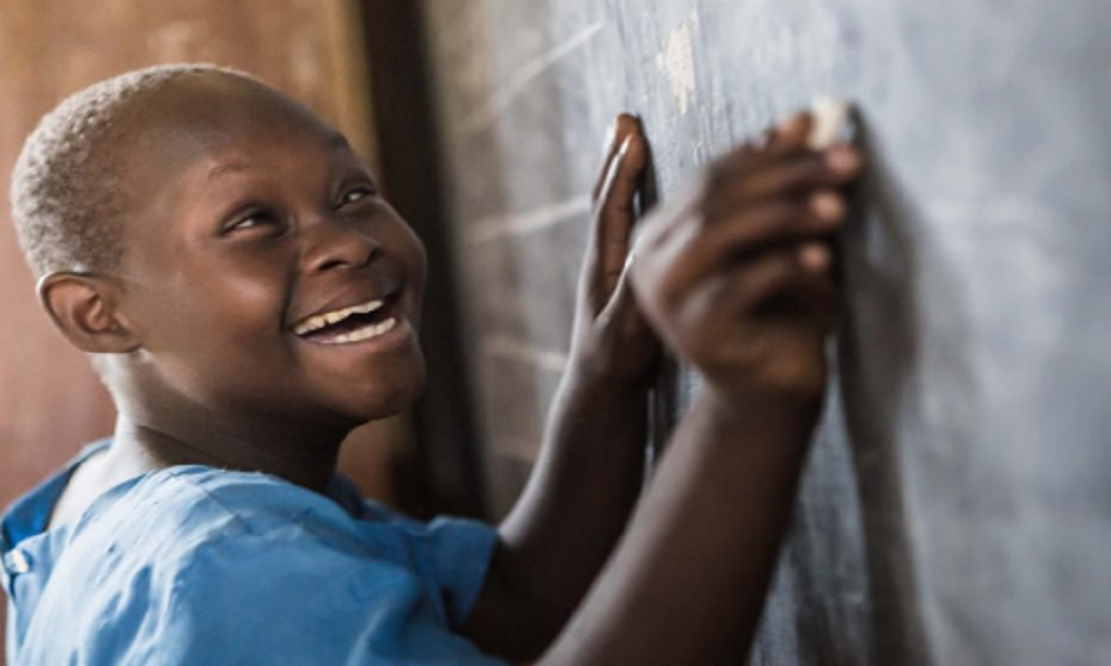 3 Common Signs of Individuals with Autism Spectrum Disorder (ASD ...