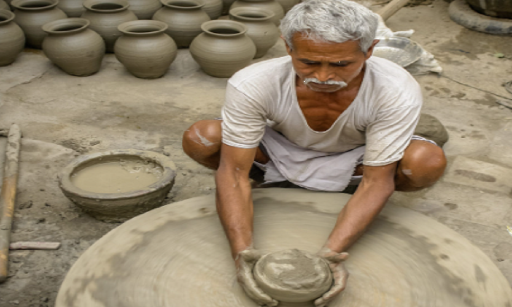 Threes Most convenient Forms of Pottery - Finstock Evarsity Resources